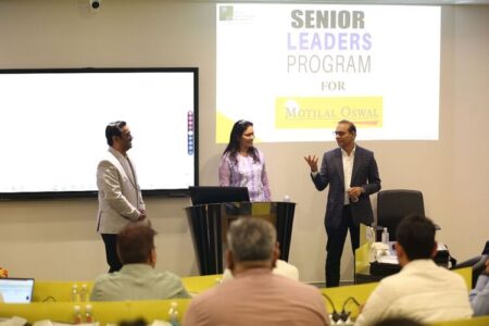 Inspiring Story of Motilal Oswal Financial Services! How Did it ...